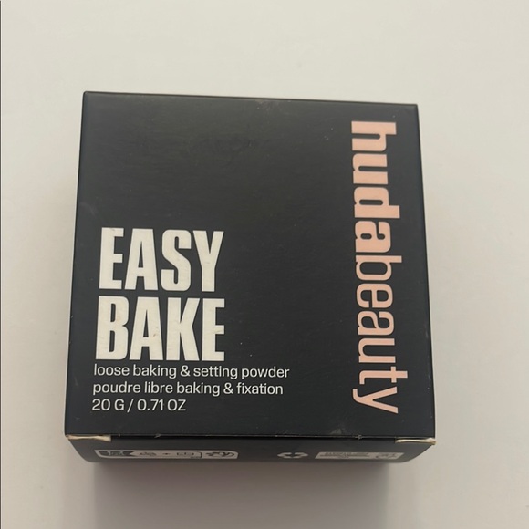 HUDA BEAUTY | Makeup | Huda Beauty Easy Bake Setting Powder Black And ...